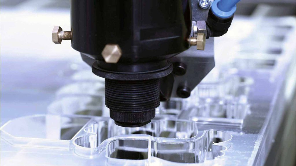 Lavorazioni di Taglio Laser plexiglass e lamiere | Realplex